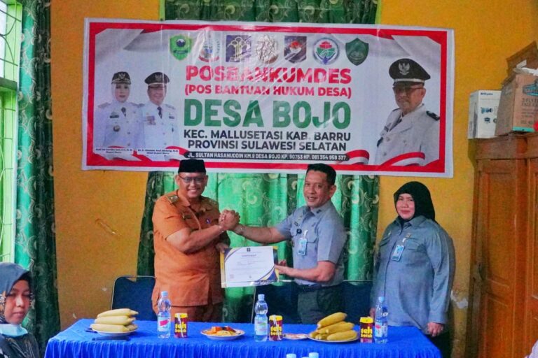 Kakanwil Kementerian Hukum Sulsel Kunjungi Desa Bojo, Posbankum ...